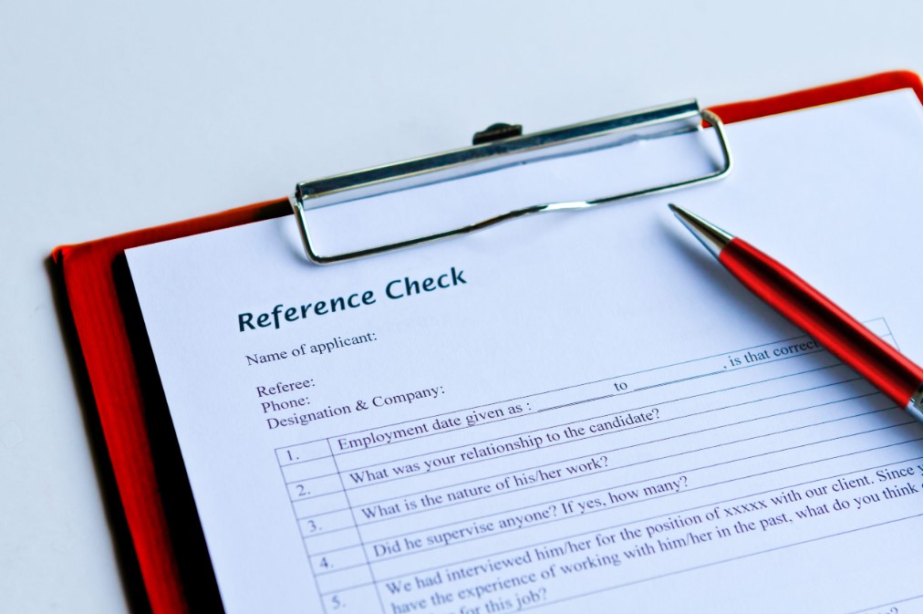 Reference Checks Made Simple [8 Easy Steps for Recruiters] - Lockerz